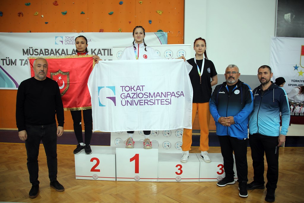 Türkiye Kick Boks Şampiyonasında Öğrencilerimiz Büyük Başarı Elde Etti